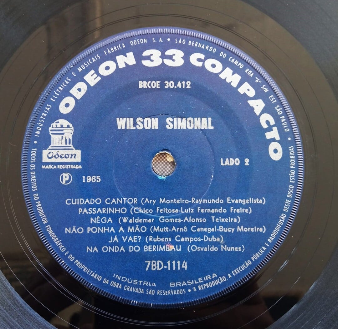 Wilson Simonal - De Manhã / ...Das Rosas / Cuidado Cantor / Passarinho ...
