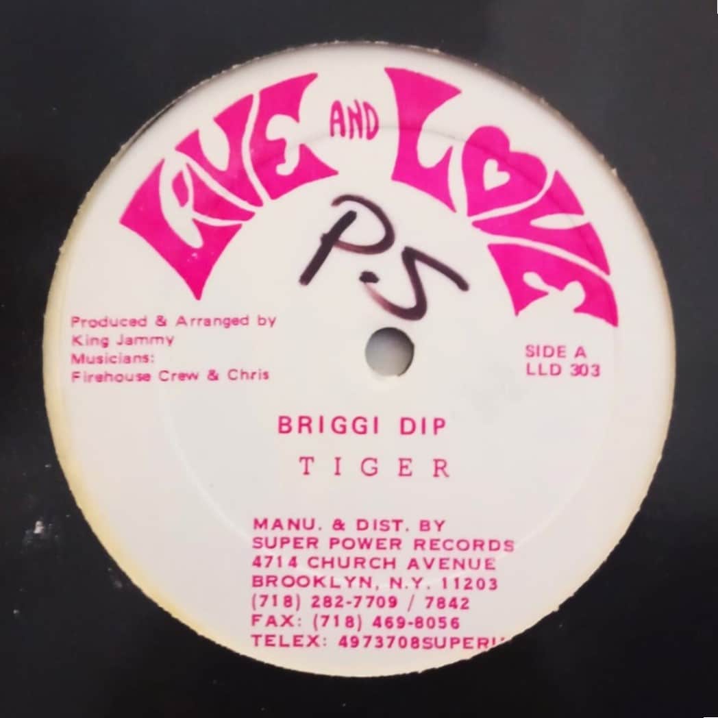 Tiger – Briggi Dip / Firehouse Crew & Chris - Version - Boa Viagem Discos