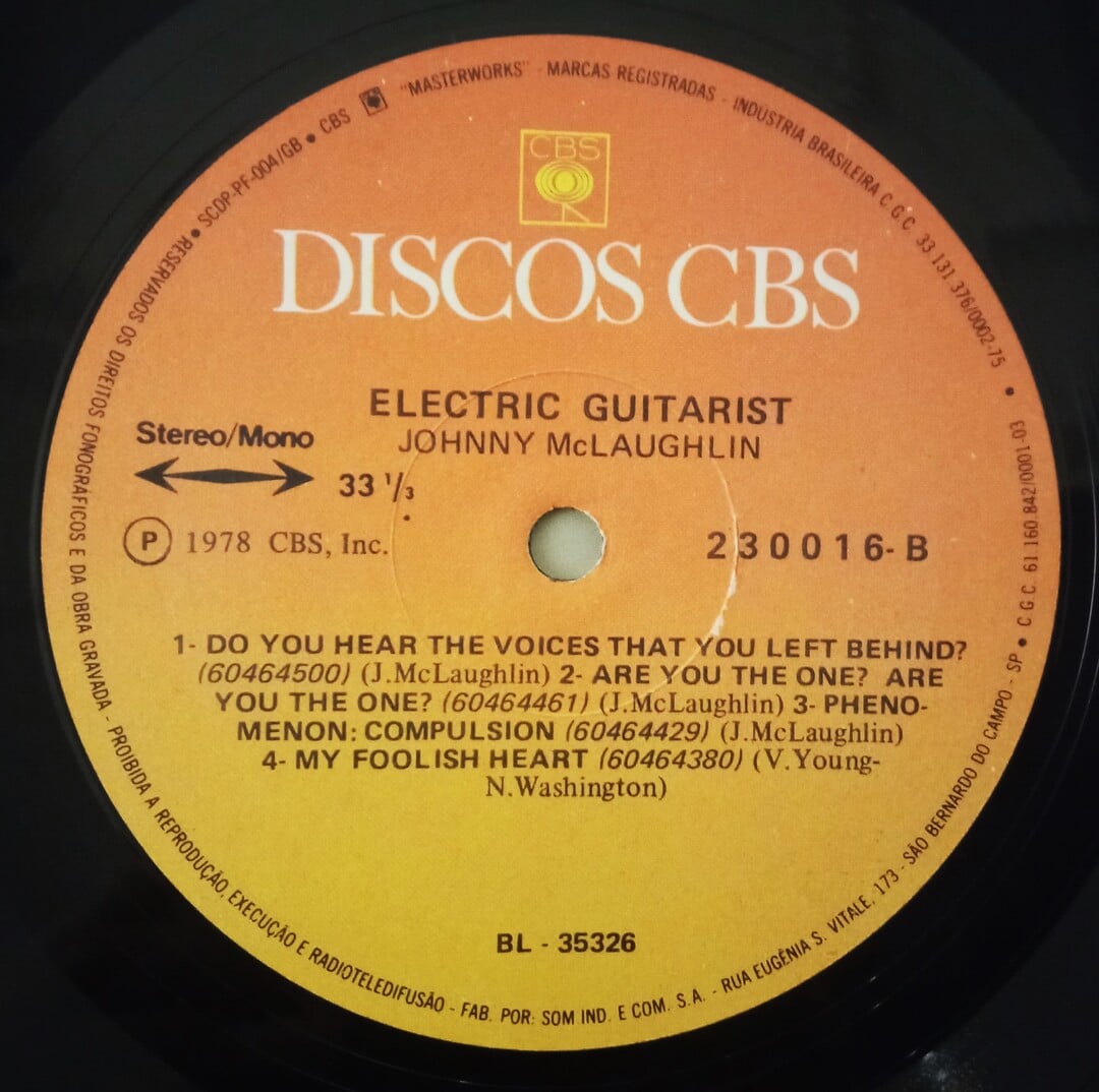 Johnny McLaughlin - Electric Guitarist - Boa Viagem Discos