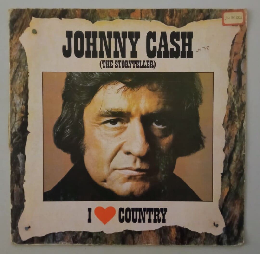 Johnny Cash – (The Storyteller) I Love Country - Boa Viagem Discos