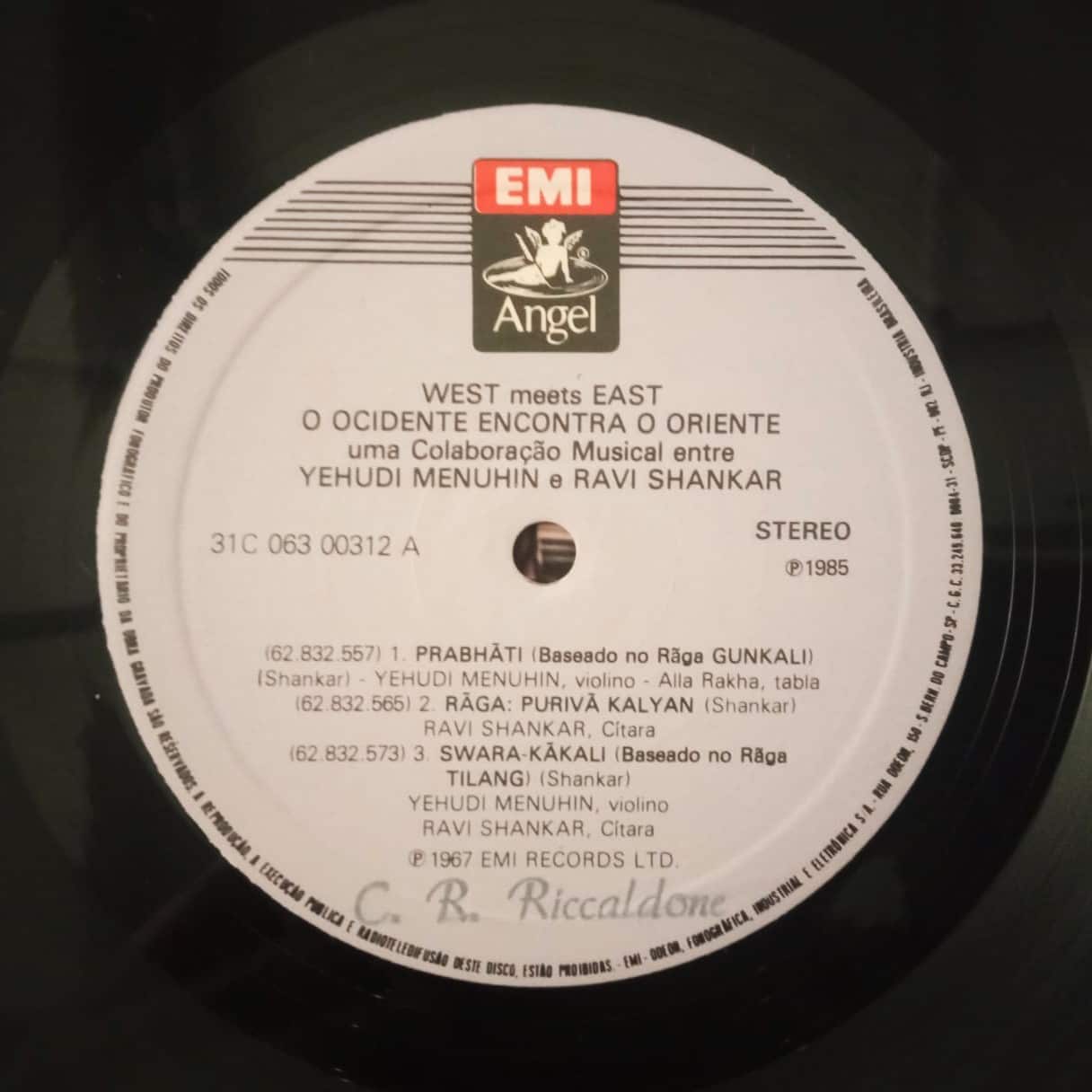 Yehudi Menuhin & Ravi Shankar – West Meets East - Boa Viagem Discos