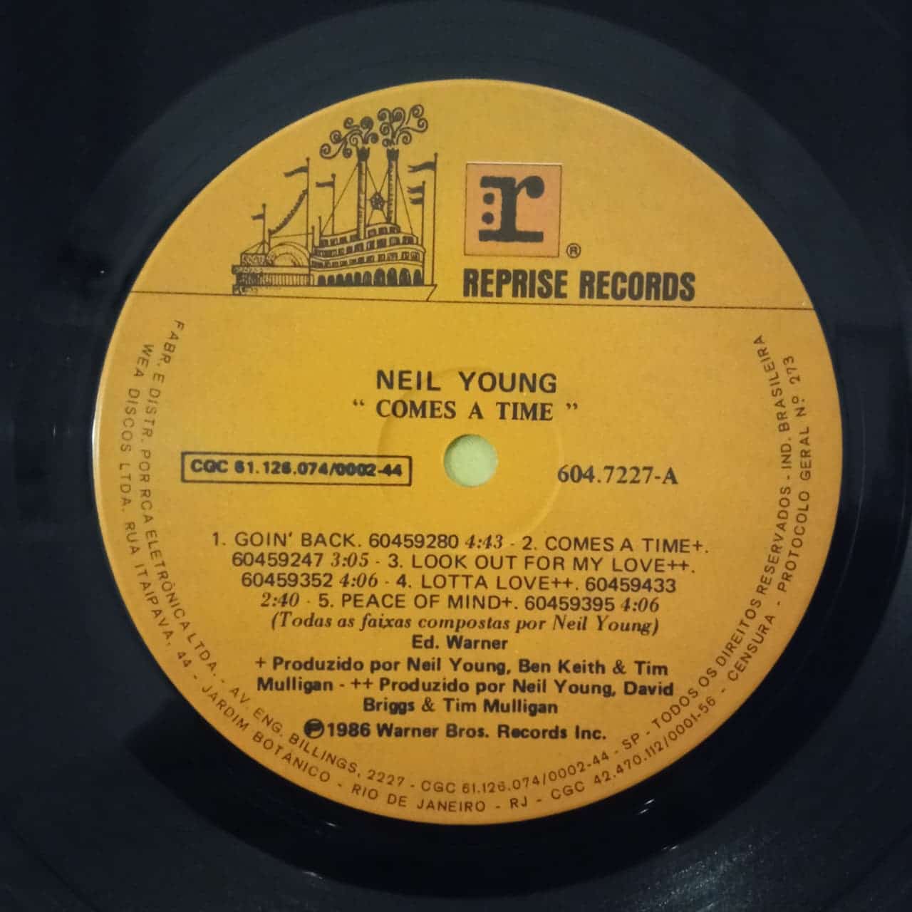 Neil Young – Comes A Time | LP Vinil | Boa Viagem Discos