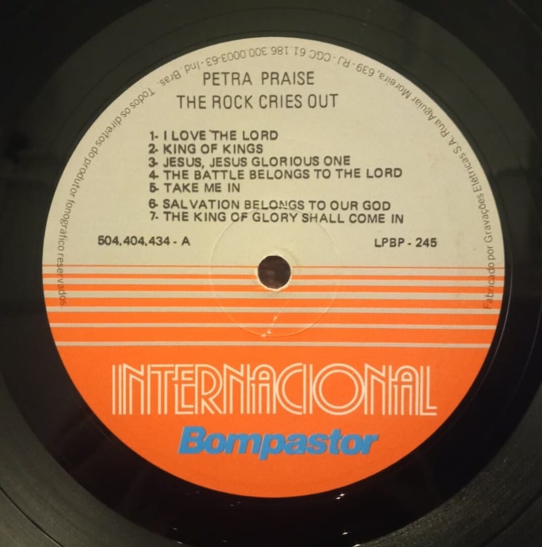 Petra – Petra Praise (The Rock Cries Out) | LP Vinil | Boa Viagem Discos